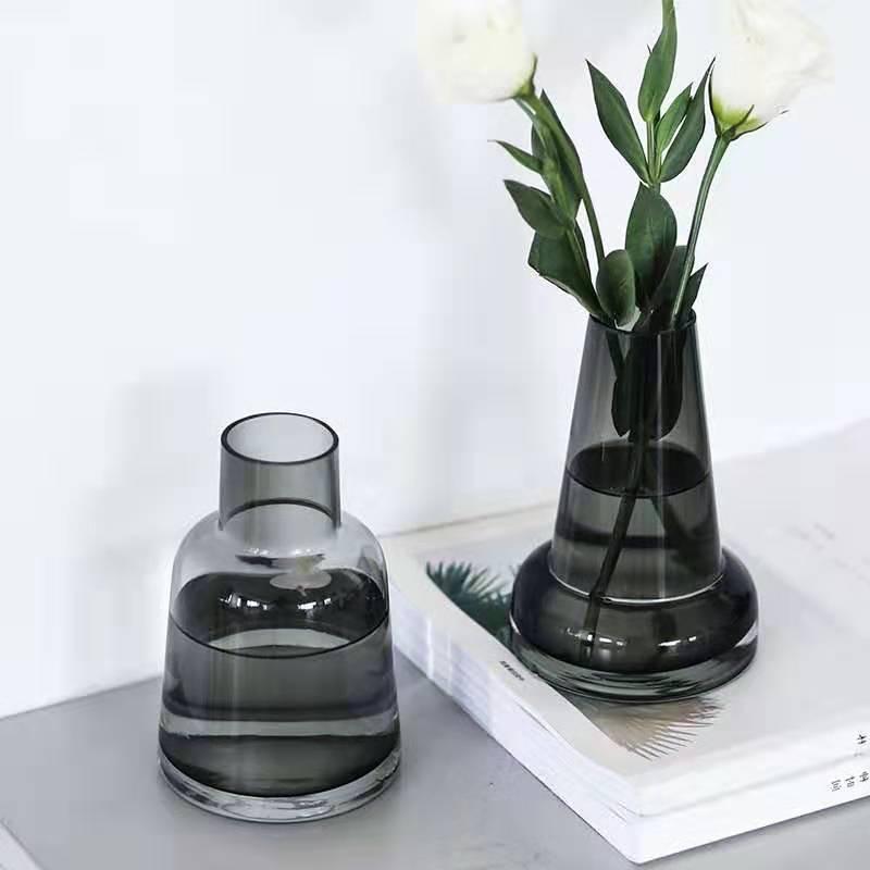 Elegant Single Stem Flower Vase in Glass – Pacisia